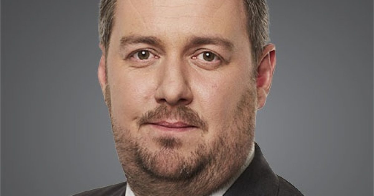 Mark Mills | Senior Managing Director | London, UK